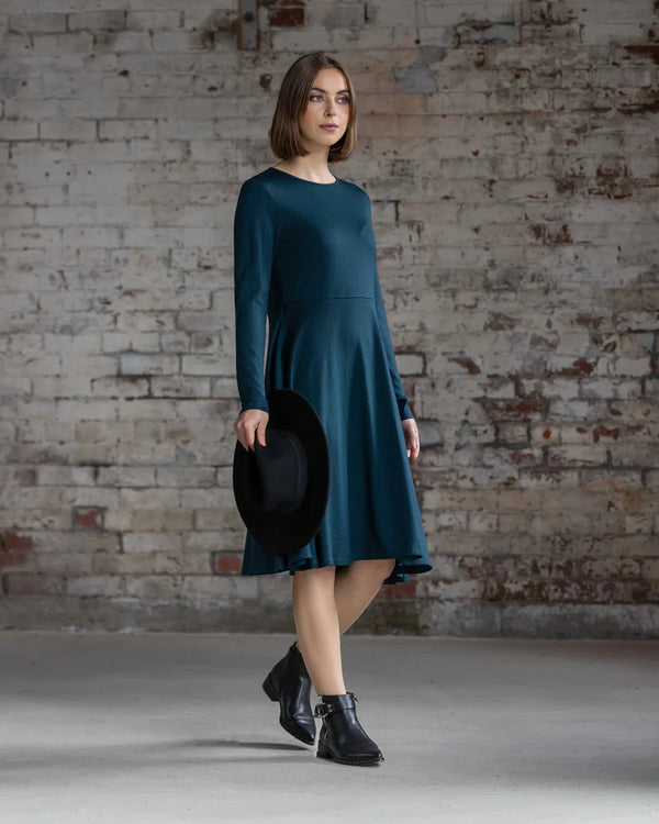 V6121 BLACK MERINO Classic Crew Neck Fit & Flair Dress - Darling